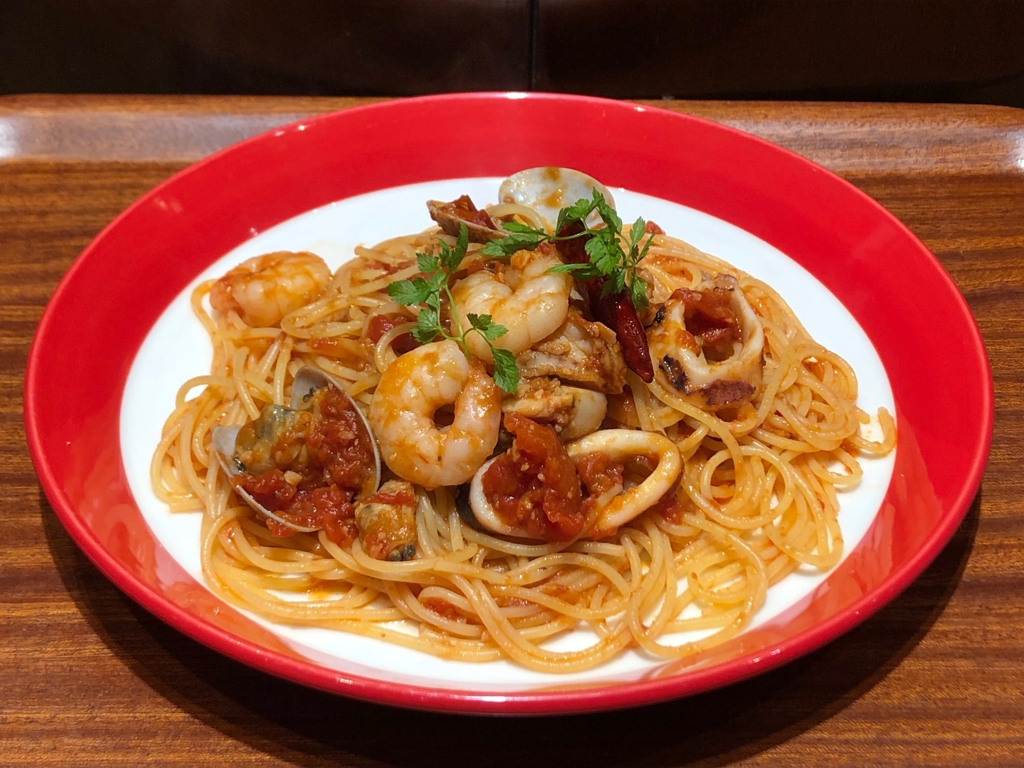 木もれ陽のテラス【魚介のアラビアータ50円引】 | JAFナビ